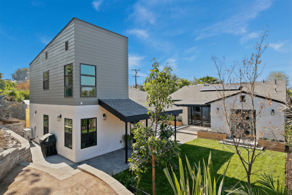 Contemporary New Build with a Loft - Maxable