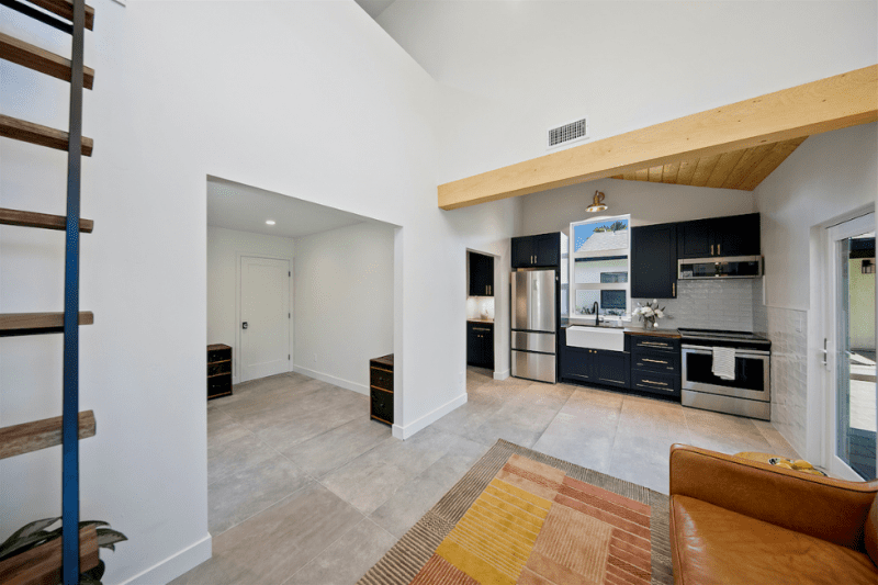 Contemporary New Build with a Loft - Maxable
