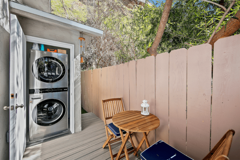 Tropical Poolside ADU in San Diego - Maxable